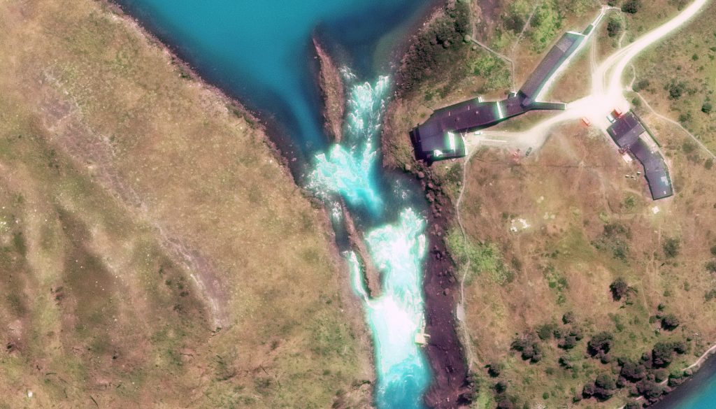 30-cm Color WorldView-3/4 Image of the Month – Lake Pehoé, Chile - Apollo Mapping